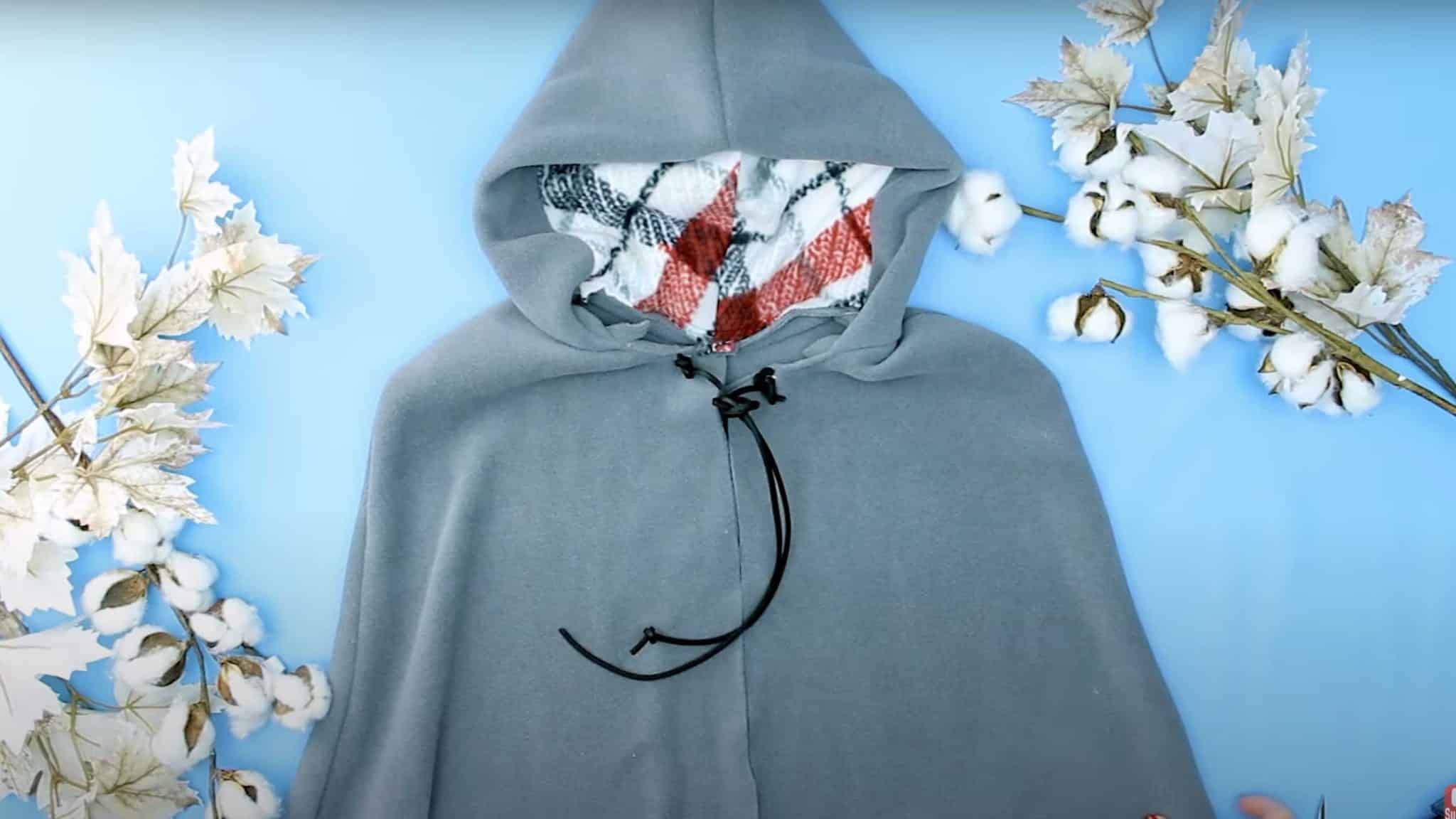 Cloak Pattern: 11 Free and Easy DIY Styles to Sew - Crafty Daisies